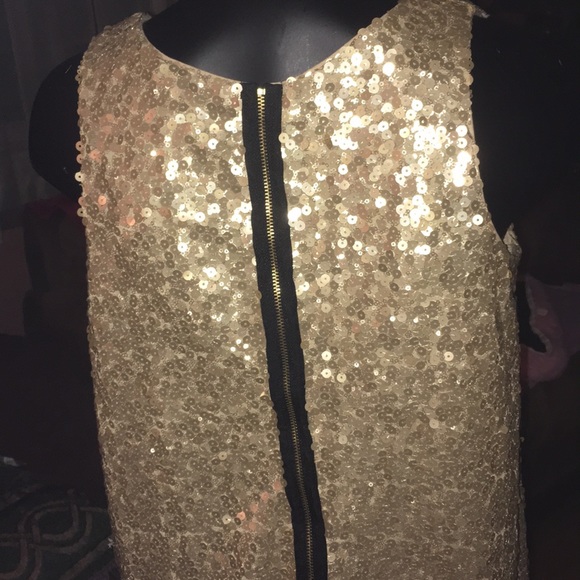 Vince Camuto | Tops | Vince Camuto Gold Sequin Top Sleeveless Xs | Poshmark